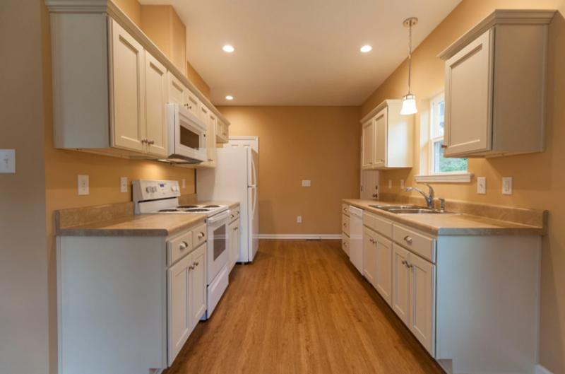Whitney White Kitchen Cabinets | RTA Cabinet Store